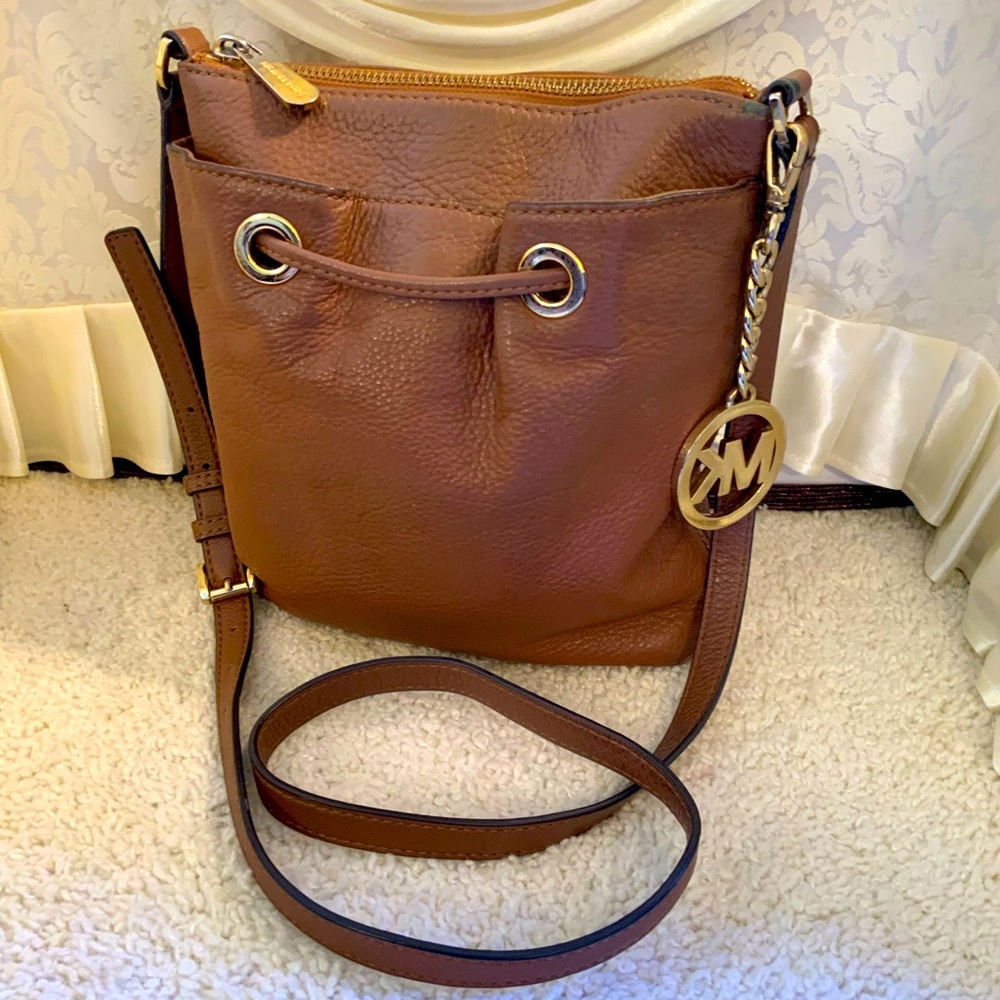Michael Kors Camden Drawstring Crossbody Bag - Gem